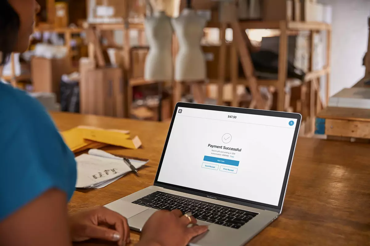 6 Methods for Touch-Free and Remote Payments | Square